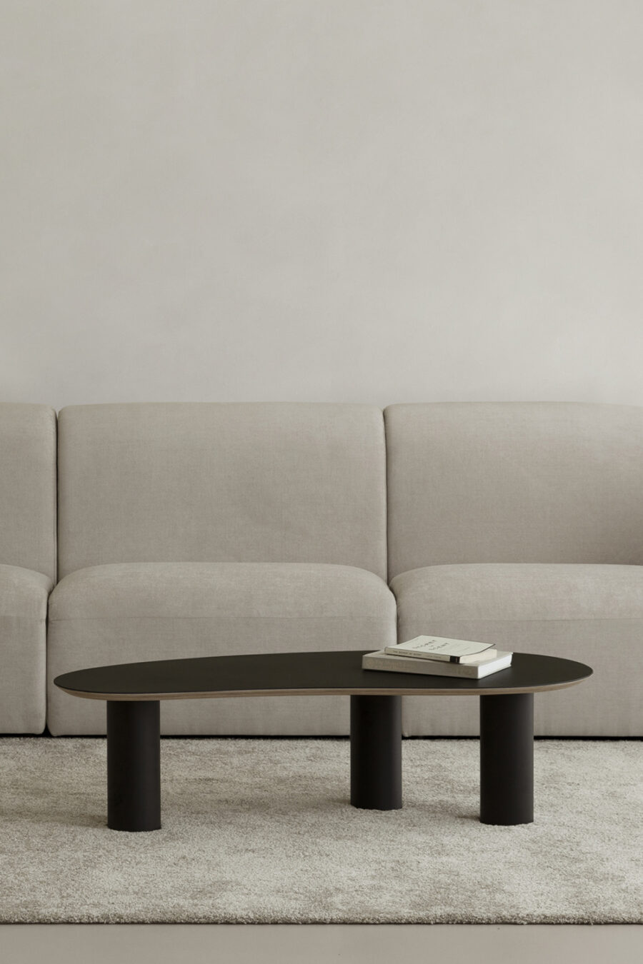 Mue 陶板咖啡桌 - J & M PLUS FURNITURE | 美學生活實踐者